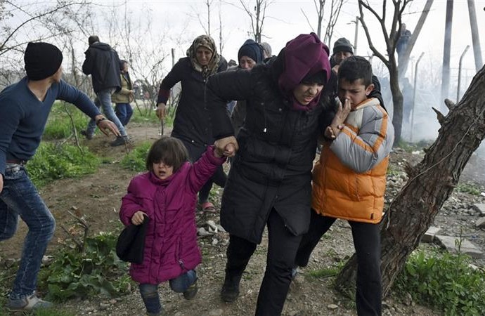 Câțiva refugiați și valul problemelor (interviu) - România curată